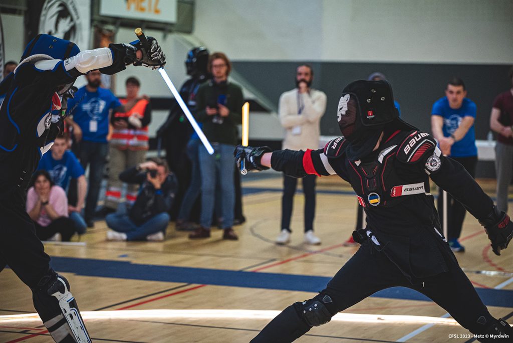 Le sabre laser : un sport en pleine évolution avec Brice Pérek ...